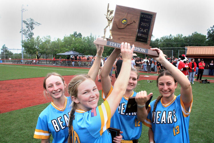Golden Bears are state champs | News, Sports, Jobs - The Herald Star